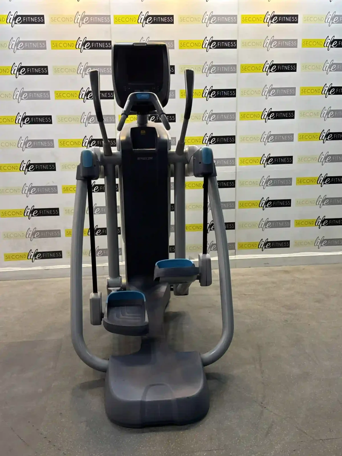 Precor AMT P82 UAE | Best Versatile Cardio Machine